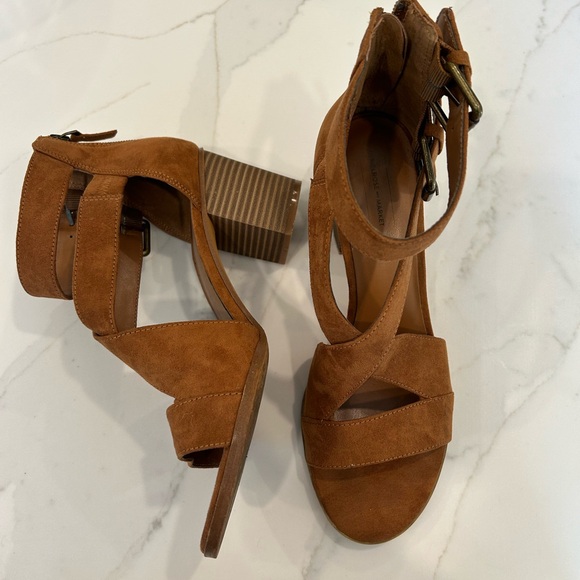 Melrose and Market | Shoes | Melrose And Market Brown Block Heel ...